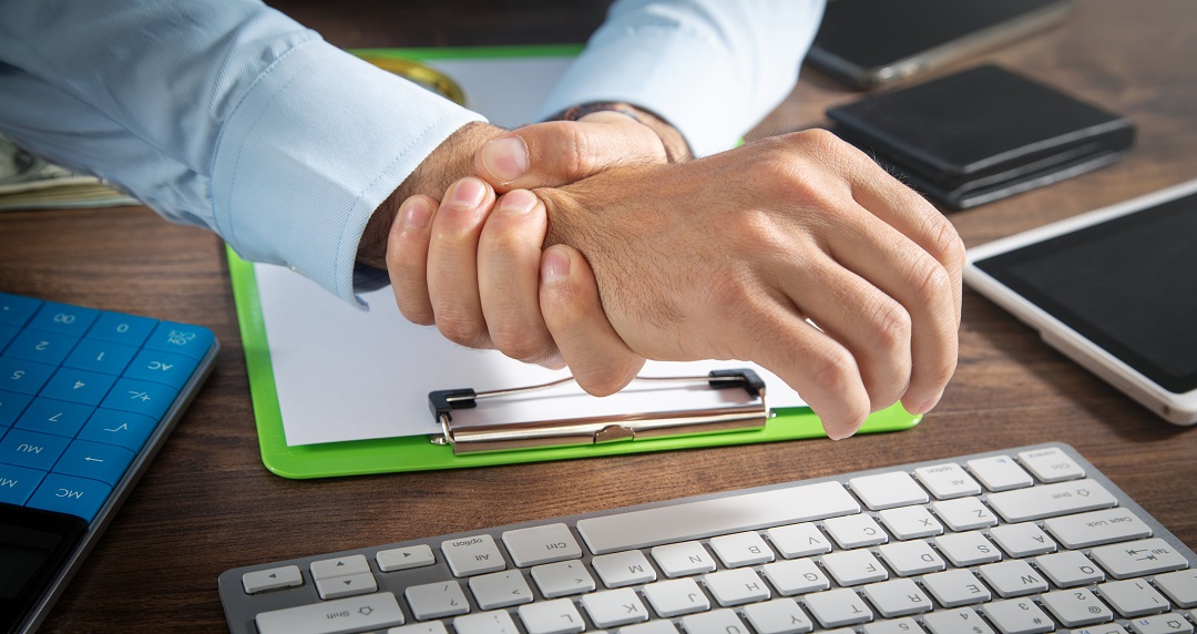 Minor Workplace injury and how does physical therapy help your injury ...